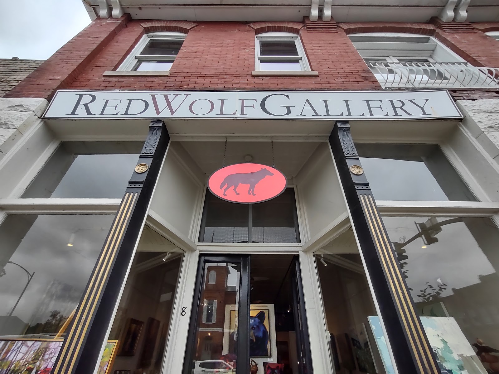 Red Wolf Gallery - Roamly Getaways